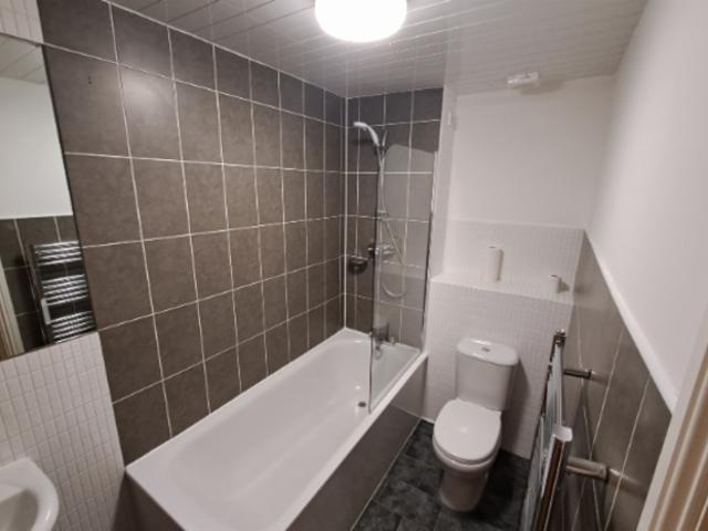 2 bedroom flat for rent in 49, Kelvinside Drive, G20 6QD, G20