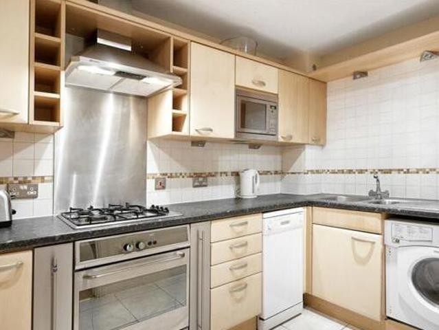 2 Bedroom Flat For Rent In 4 Jamestown Way