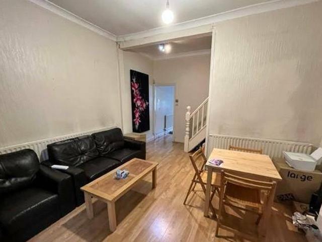 2 bedroom flat for rent in 531b Bristol Road Selly Oak Birmingham B29