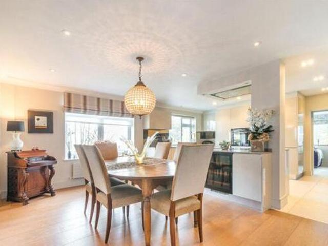 2 Bedroom Flat For Rent In 5 Holford Road