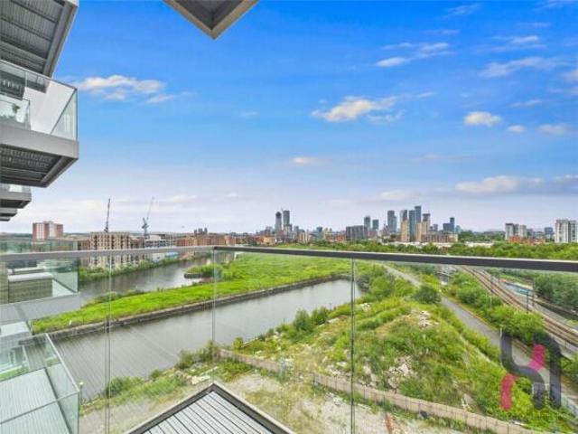 2 bedroom flat for rent in 5 Pomona Strand, Manchester, M16