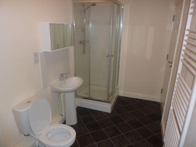 2 bedroom flat for rent in 5, 330a London Road, Le2 2PJ, LE2