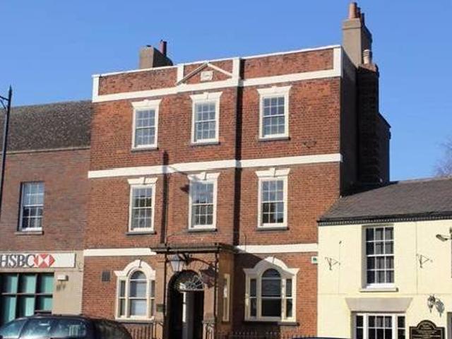 2 bedroom flat for rent in 63a High Street PE127EA PE12