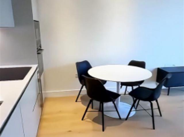 2 bedroom flat for rent in 67 Marsh Wall, London, E14