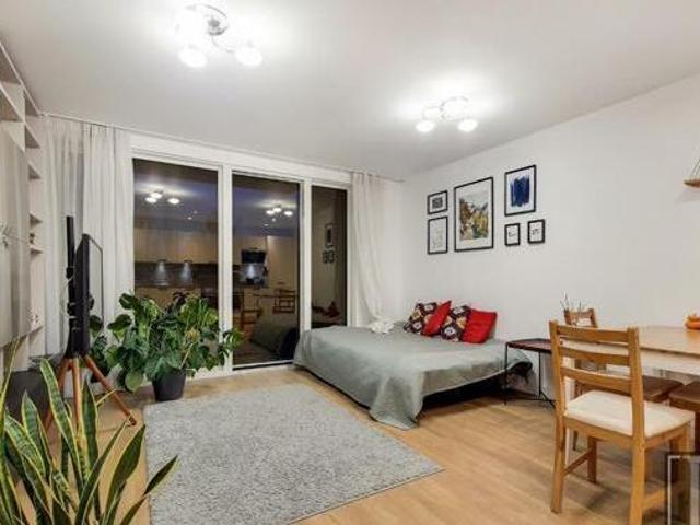 2 Bedroom Flat For Rent In 6 Blondin Way, London
