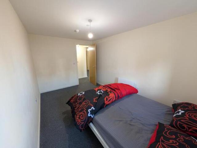 2 bedroom flat for rent in 6 John William Street, Manchester, M30