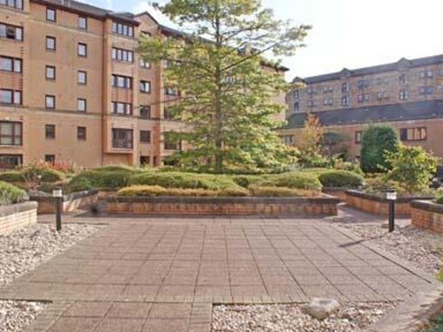 2 bedroom flat for rent in 6 Parsonage Square, Merchant City, G4 0TA, G4