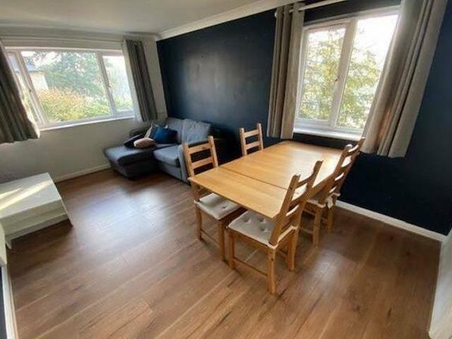 2 bedroom flat for rent in 77 Croham Road South Croydon CR2