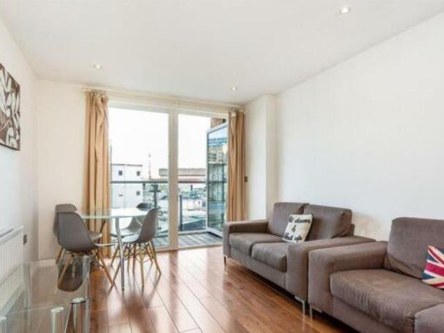 2 Bedroom Flat For Rent In 75 Battersea Park Road, London