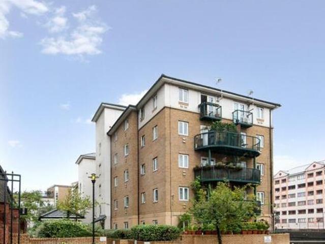 2 Bedroom Flat For Rent In 7 Lorne Close