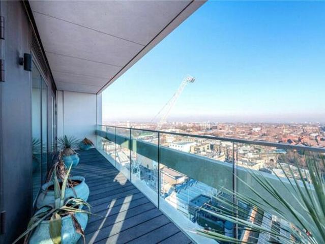 2 bedroom flat for rent in 9A York Way, Kings Cross, N7