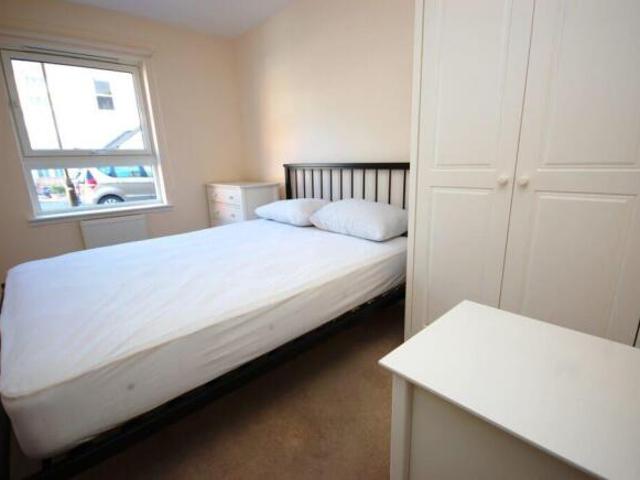 2 bedroom flat for rent in 0359L Elbe Street, Edinburgh, EH6 7HJ, EH6
