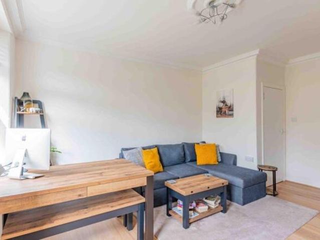 2 bedroom flat for rent in 1086L West Richmond Street, Edinburgh, EH8 9DZ, EH8
