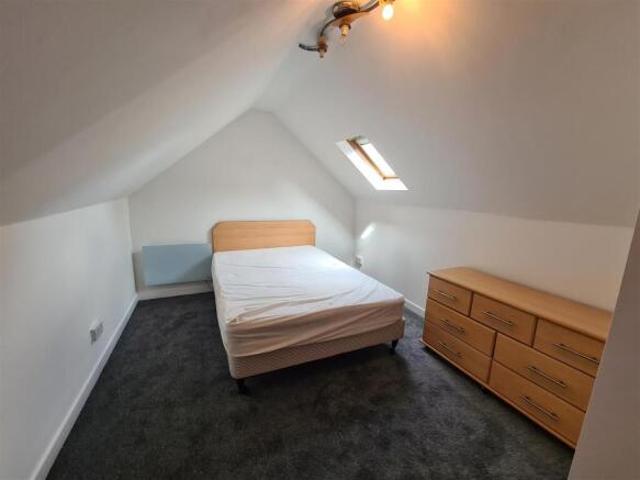 2 bedroom flat for rent in 10b Park Road, Peterborough, PE1
