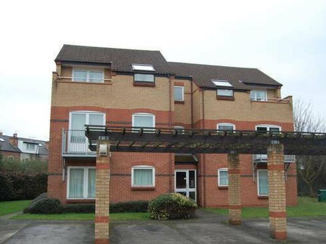 2 bedroom flat for rent in 110pppw Tonnelier Road Dunkirk NG7