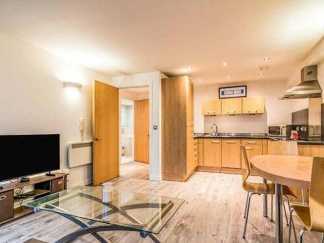 2 Bedroom Flat For Rent In 119 Newington Causeway, London