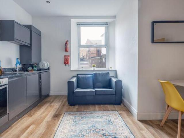 2 bedroom flat for rent in 11 Osborne Terrace, Newcastle Upon Tyne, and Wear, NE2