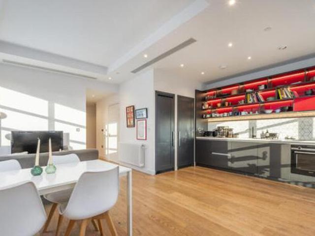2 Bedroom Flat For Rent In 123 City Island Way