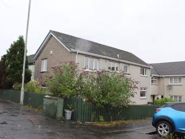 2 bedroom flat for rent in 123 Alloway Drive, Kirkintilloch, G.