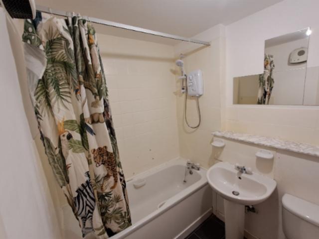 2 bedroom flat for rent in 124, Kent Road, G3 7BB, G3