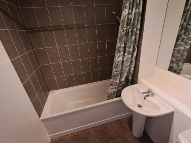 2 bedroom flat for rent in 1/2, 50 Benalder Street, G11 6QB, G11