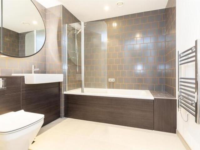 2 bedroom flat for rent in 12 Western Gateway, Custom House, E16