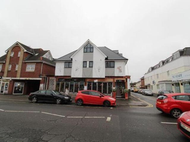 2 bedroom flat for rent in 12 Smithfield Place, BH9