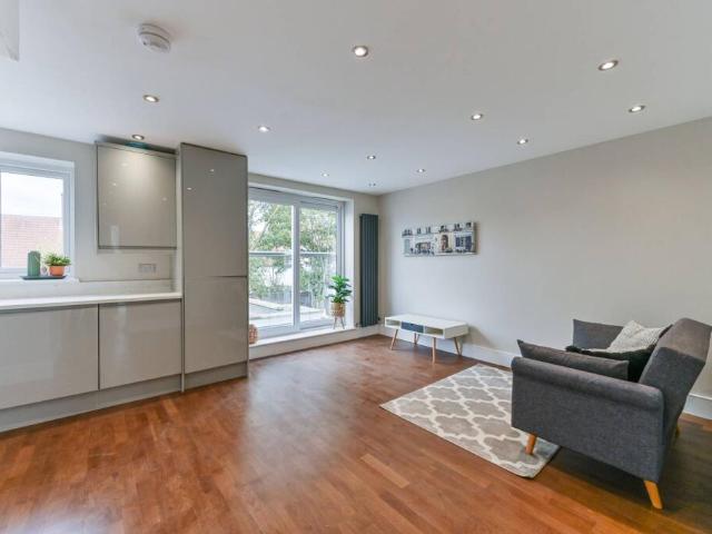 2 bedroom flat for rent in 132 Norbury Court Road, Norbury, London, SW16