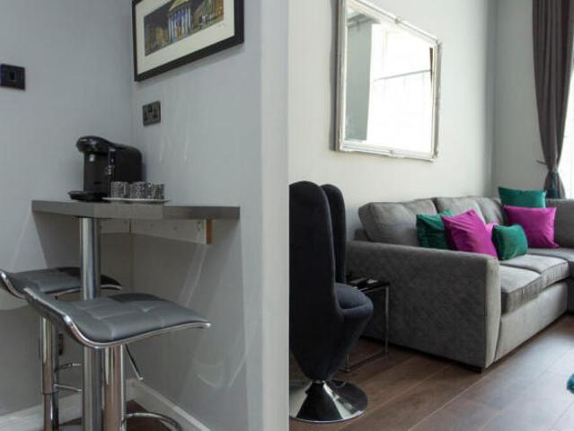 2 bedroom flat for rent in 153 Bell Street, Glasgow, G4