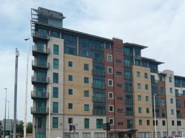 2 Bedroom Flat For Rent In 156 Chapel Street