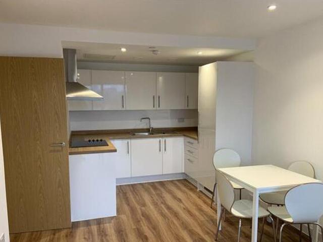 2 Bedroom Flat For Rent In 15 Trafford Road, Salford