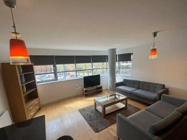 2 Bedroom Flat For Rent In 15 Aytoun Street