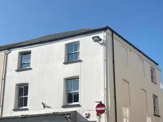 2 bedroom flat for rent in 15 Fore Street, Great Torrington, E.