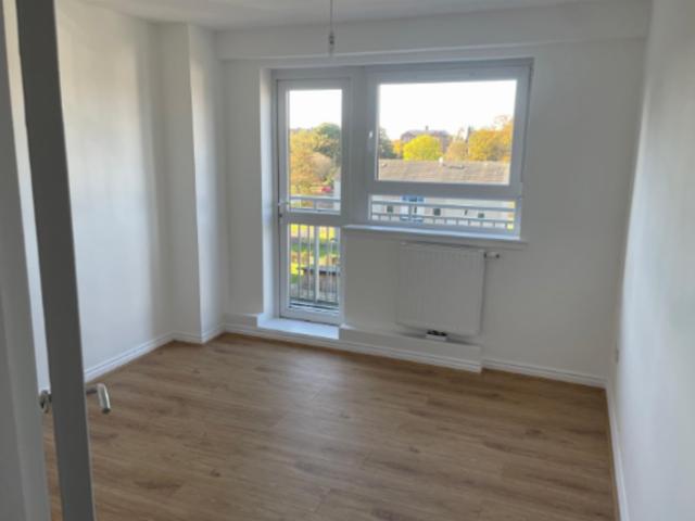 2 bedroom flat for rent in 15, Ibroxholm Oval, G51 2TY, G51