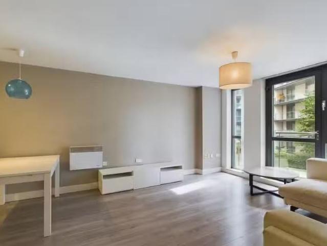 2 bedroom flat for rent in 18 Holliday Street, City Centre, Bi.