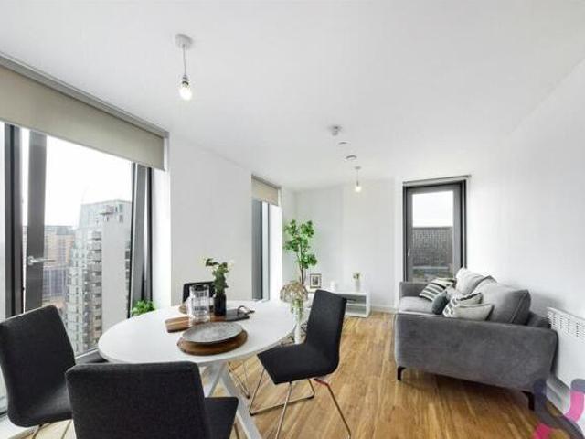 2 Bedroom Flat For Rent In 18 Michigan Avenue, Salford