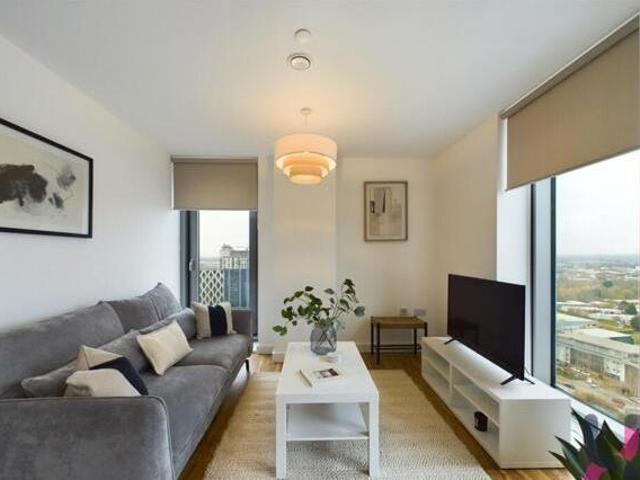 2 Bedroom Flat For Rent In 18 Michigan Avenue, Salford