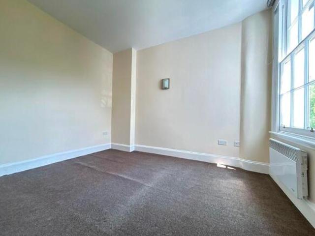 2 bedroom flat for rent in 18 Saco House, Hagley Road, Edgbaston, B16