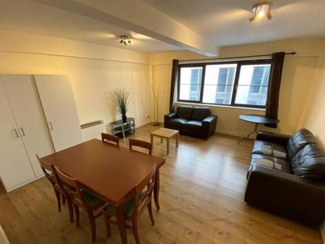 2 Bedroom Flat For Rent In 19 Dickinson Street