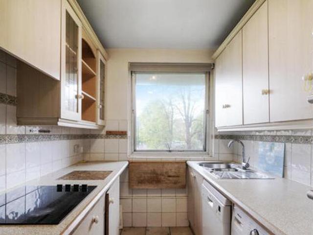 2 Bedroom Flat For Rent In 1 Hall Road