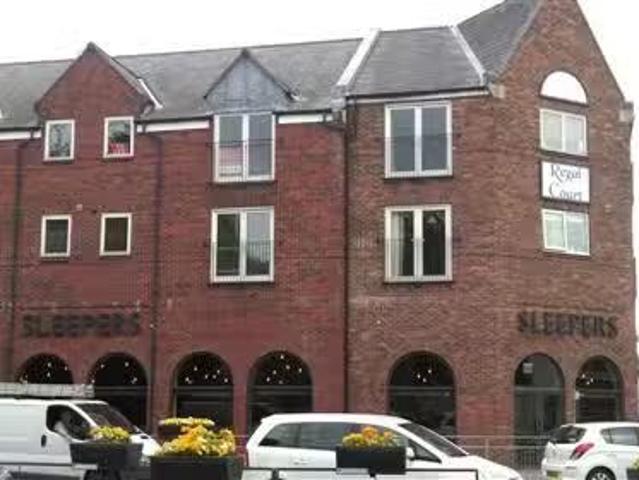 2 bedroom flat for rent in 21 Regal Court, Beverley HU17 7GD.