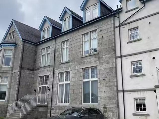 2 bedroom flat for rent in 224g North Deeside Road, AB14 0UQ.