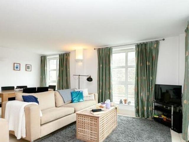 2 Bedroom Flat For Rent In 27a Essex Road