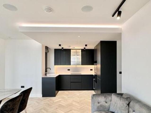 2 Bedroom Flat For Rent In 250 City Road