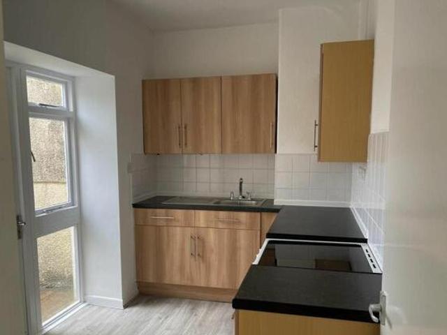 2 Bedroom Flat For Rent In 25 Fron Terrace