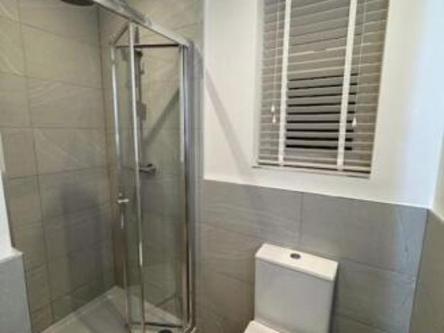 2 bedroom flat for rent in 25B Westby Road, BH5