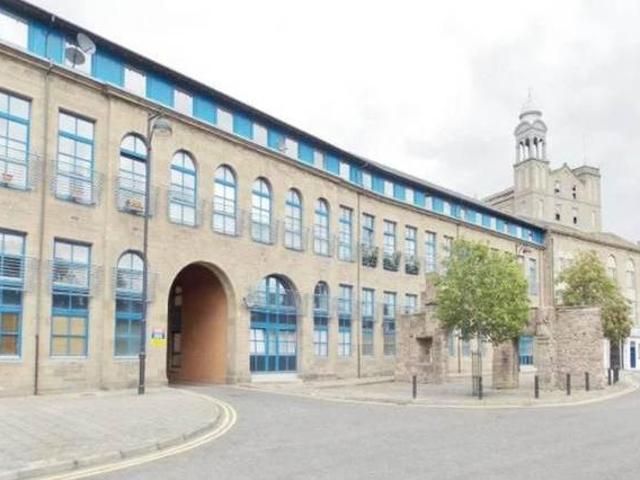 2 bedroom flat for rent in 28 Wishart Archway DD1