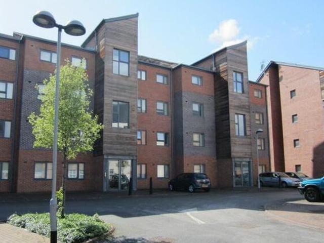 2 Bedroom Flat For Rent In 2 Adelaide Lane