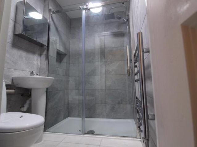 2 bedroom flat for rent in 2 Bed Garden apartment, Brayburne Avenue, SW4