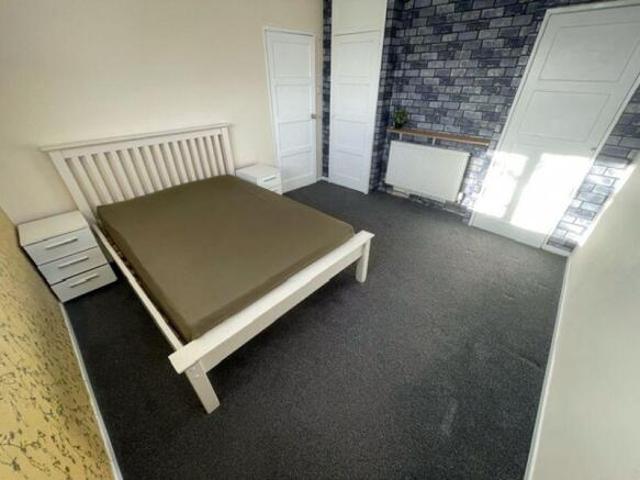 2 bedroom flat for rent in 2 Bedroom flat to rent, Shrewton Walk, Swindon, SN2